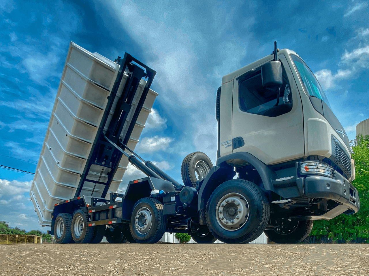 Fabricação de Equipamentos Roll-On/Off M-25 Alongado